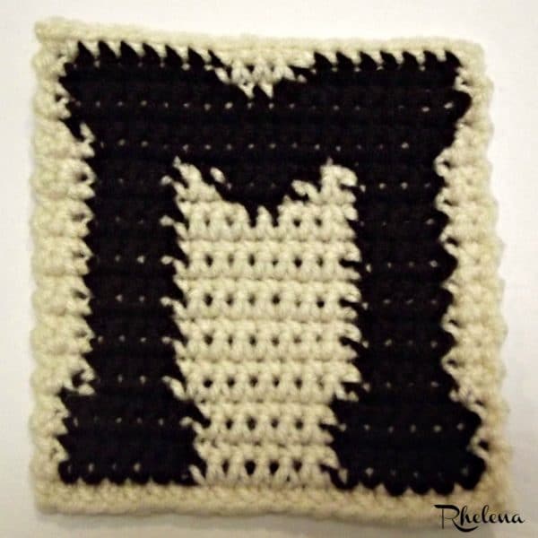 M - Uppercase Tapestry Crochet Block - CrochetNCrafts