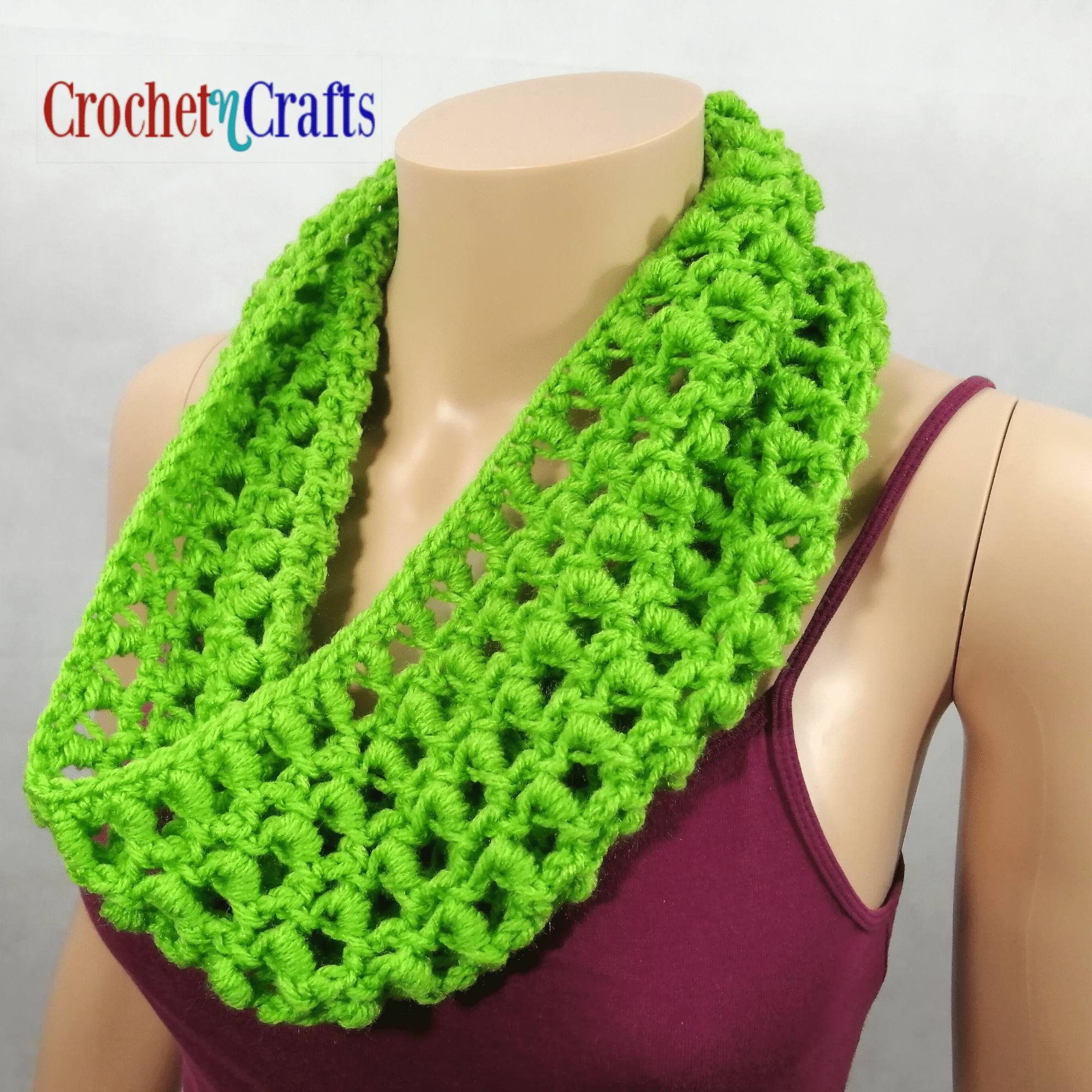 Striped Infinity Cowl ~ FREE Crochet Pattern