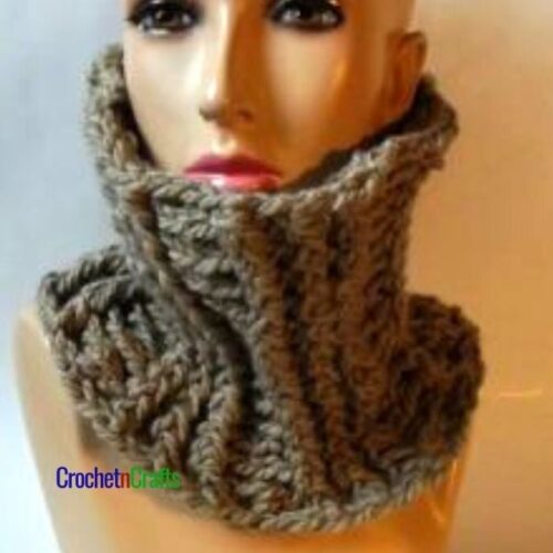 How to Crochet Around a CD ~ Crochet Tutorial