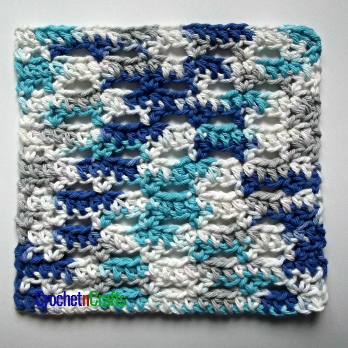 Lace Dishcloth Crochet Pattern - Half Double & V-Stitch - CrochetNCrafts