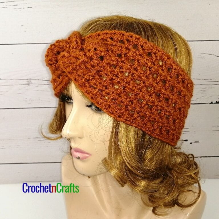 Twisted Crochet Ear Warmer Pattern - SC Eyelets - CrochetNCrafts