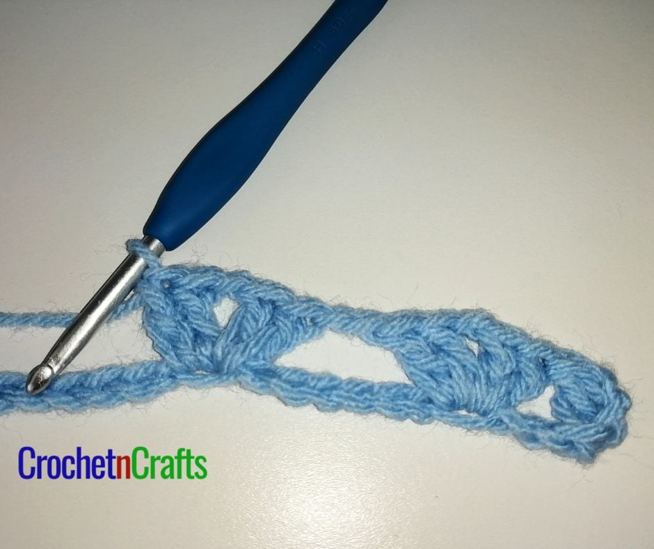 Lacy Double V-Stitch Scarf Pattern - CrochetNCrafts