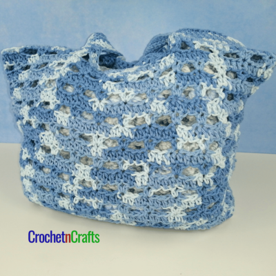 Easy Crochet Bag Pattern - HDC and V-Stitch - CrochetNCrafts
