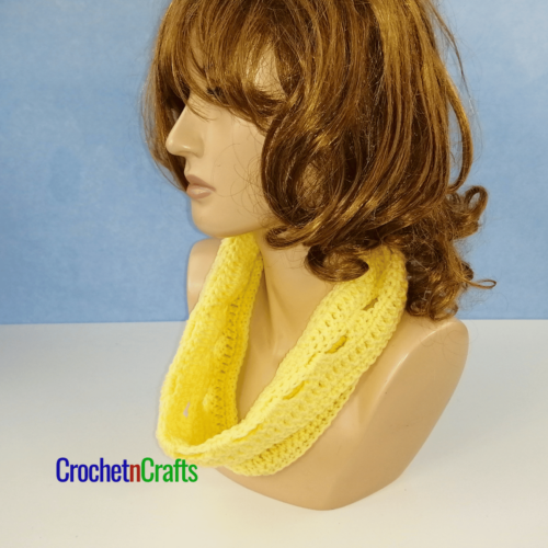 Simple Lace Cowl Crochet Pattern - CrochetNCrafts