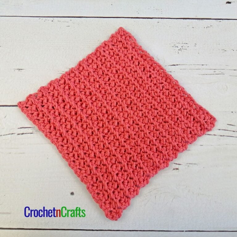 Groovy Crochet Washcloth Pattern - CrochetNCrafts